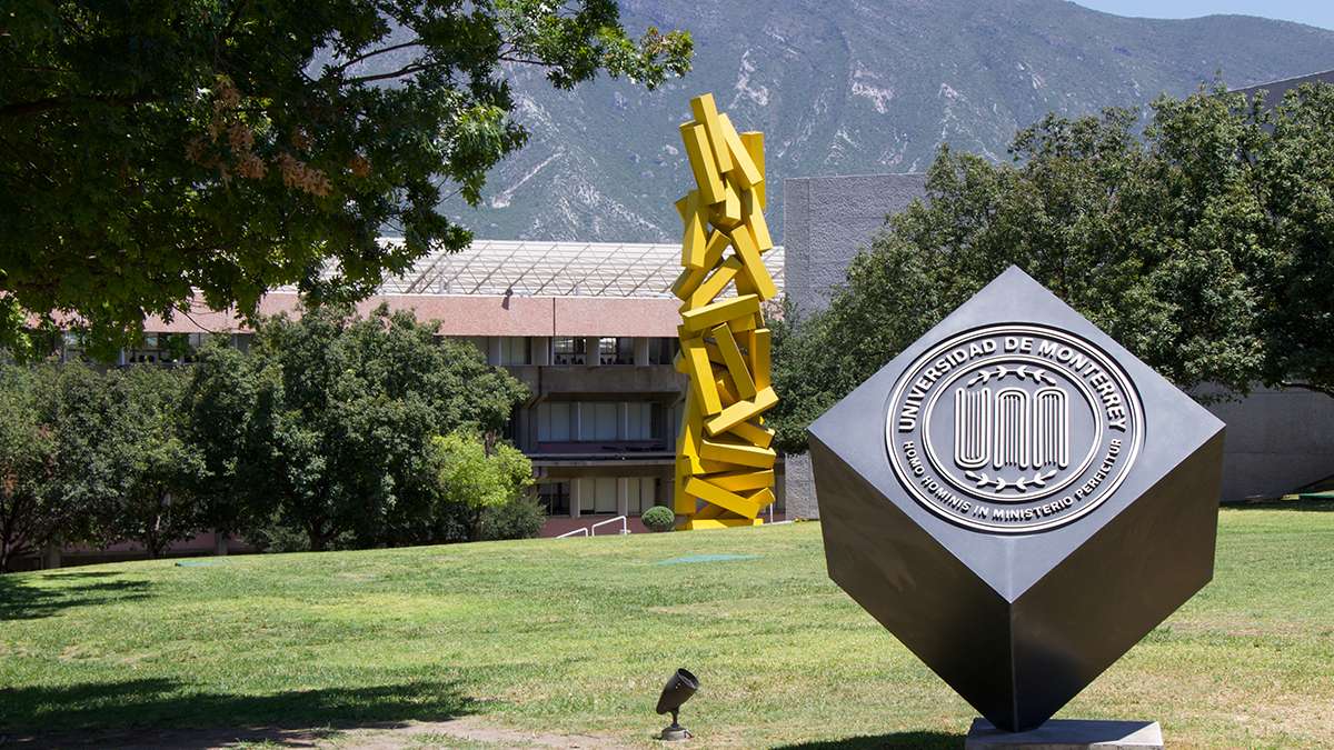 Acerca de UDEM | UDEM Online